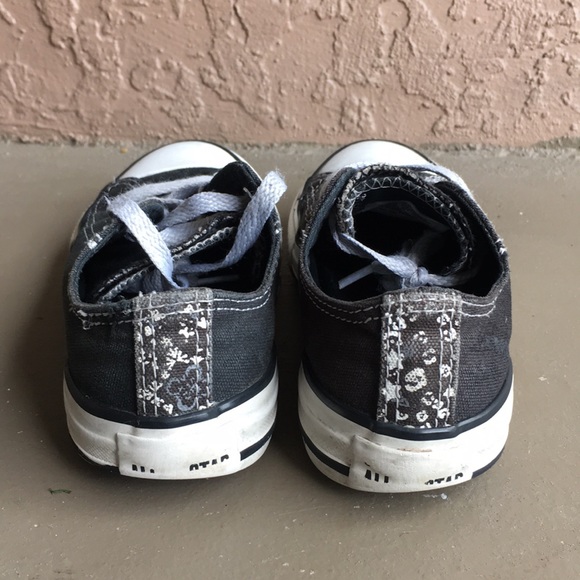 Converse | Shoes | Girls Converse Chuck Taylor Shoes Size 3 | Poshmark